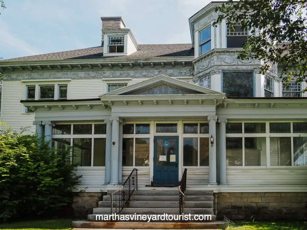 Haunted New England: 7 Must-Visit Haunted Places in Massachusetts