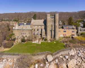 15 Castles in Massachusetts That Will Blow Your Mind