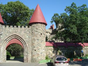 15 Castles in Massachusetts That Will Blow Your Mind