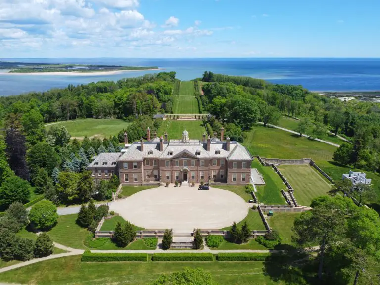 15 Castles in Massachusetts That Will Blow Your Mind